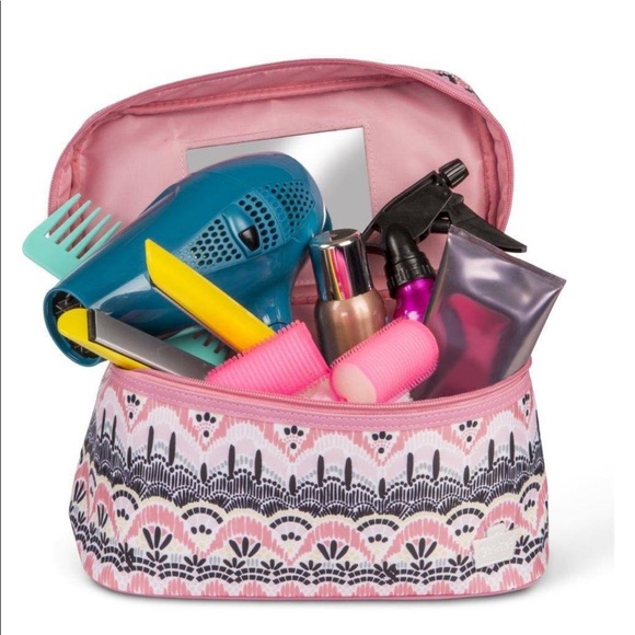 Caboodles | Bags | Nwt Caboodles Glam Squad Large Soft Train Case ...